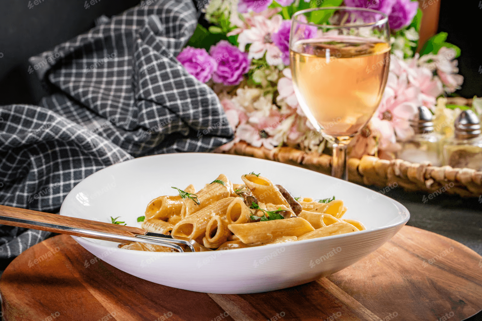 Pairing Italian Wines with Your Pasta Meal: A Simple Guide for ...